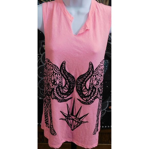 Wound Up | Tops | Wound Up Sparkly Elephant Top | Poshmark